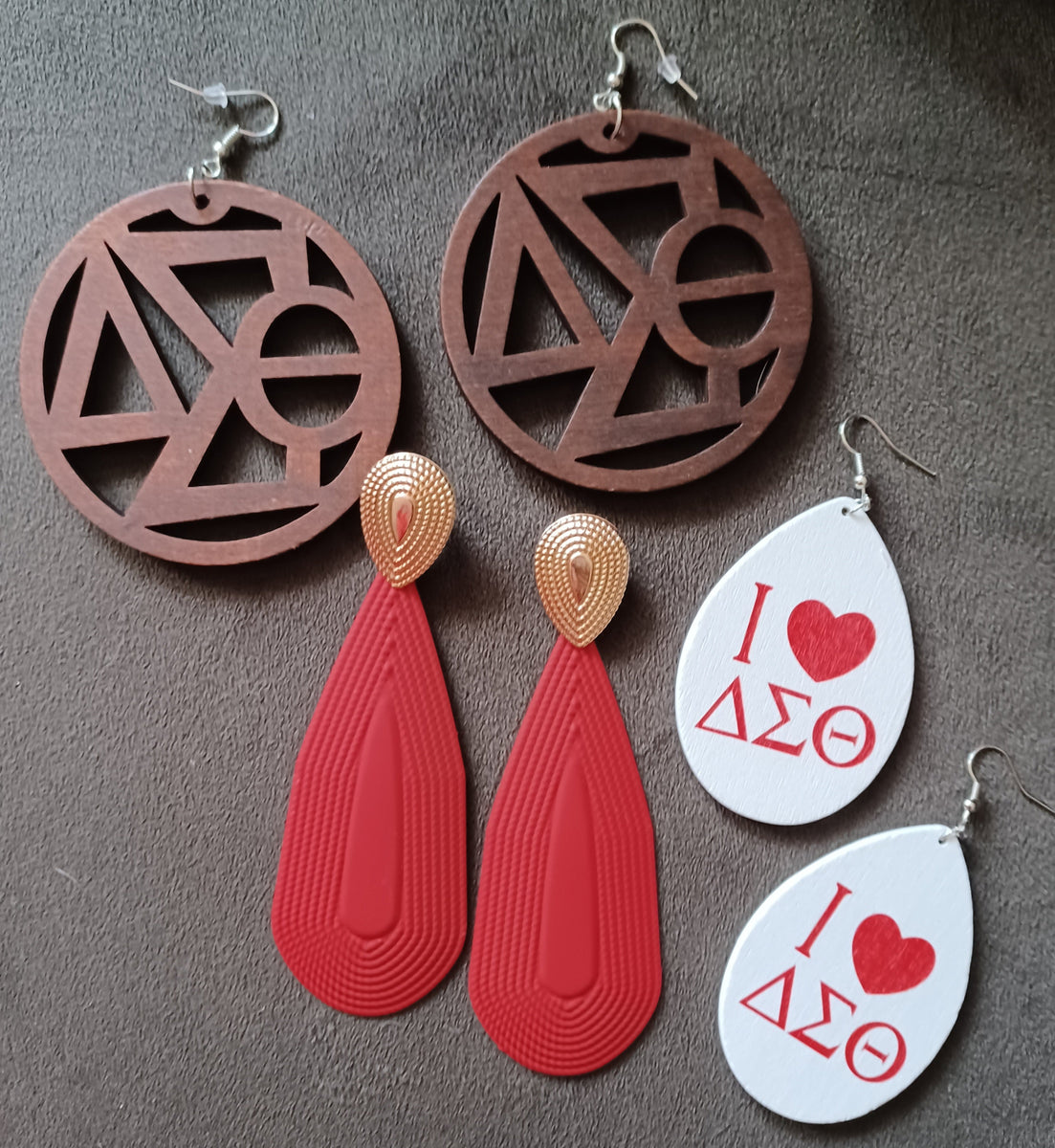 Delta sigma theta soro earrings bundle – Kargo Fresh