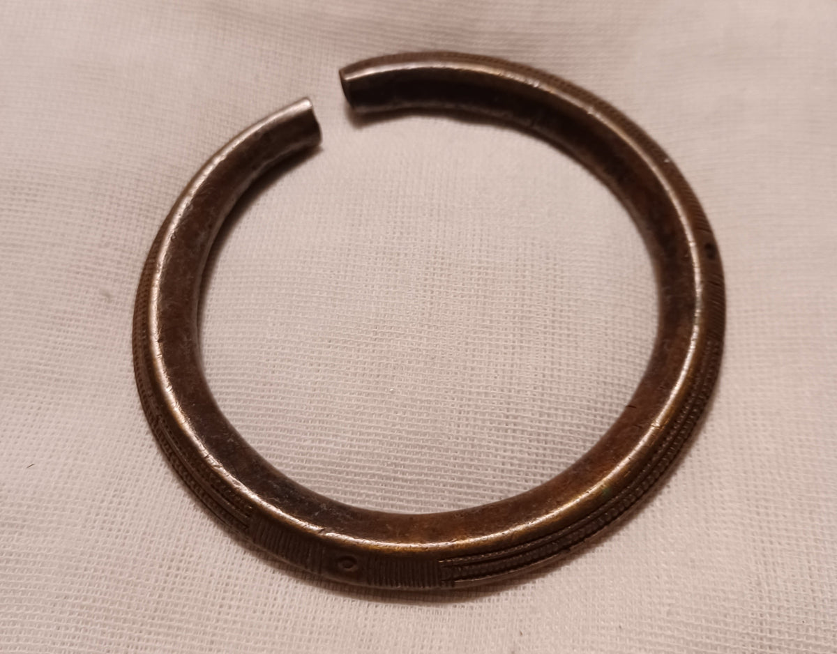 Mens Antique Tribal Benin Bangle – Kargo Fresh